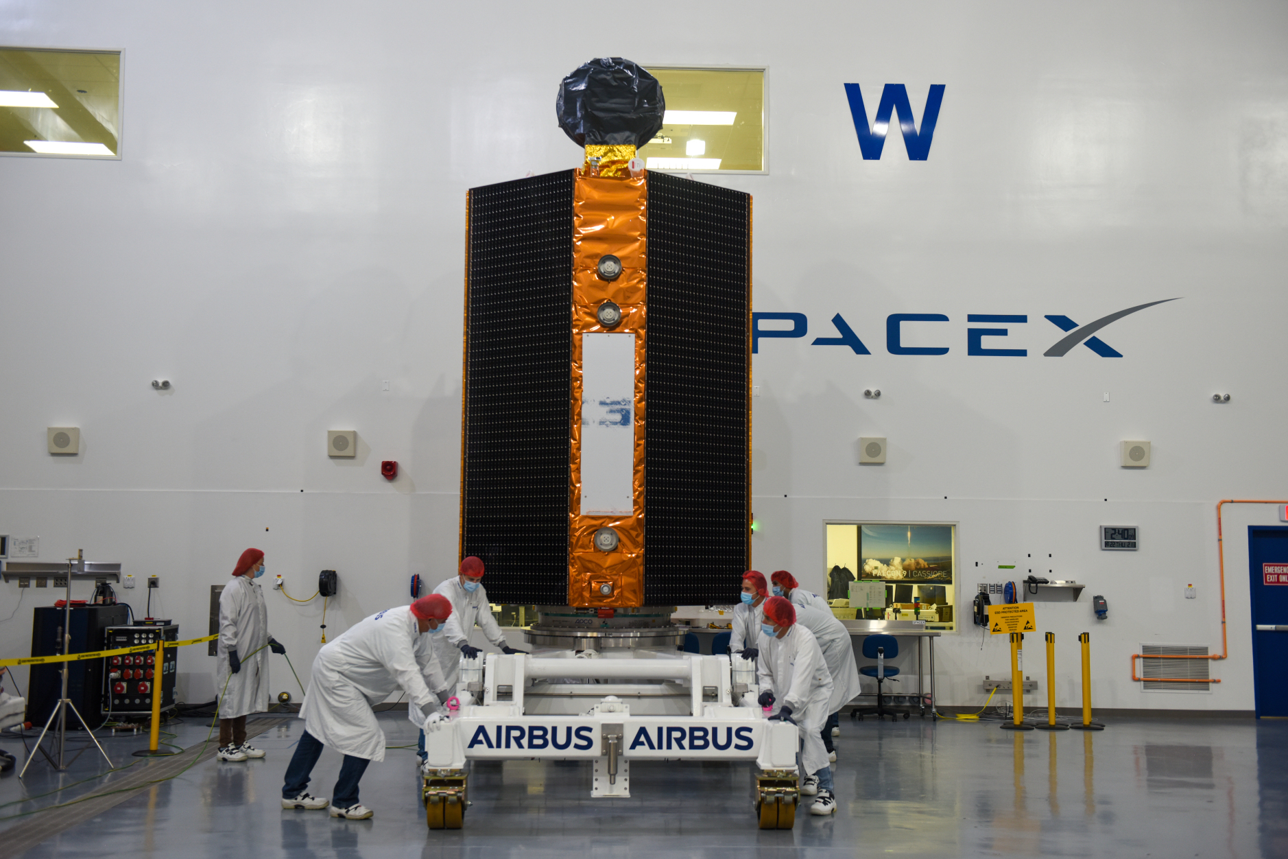 Sentinel-6: fuelled – Earth observation launch campaigns